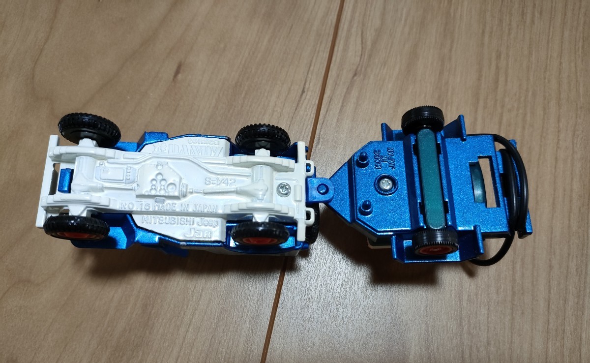 Yahoo!オークション - トミカ ダンディ 016 三菱ジープJ3R エアポート...