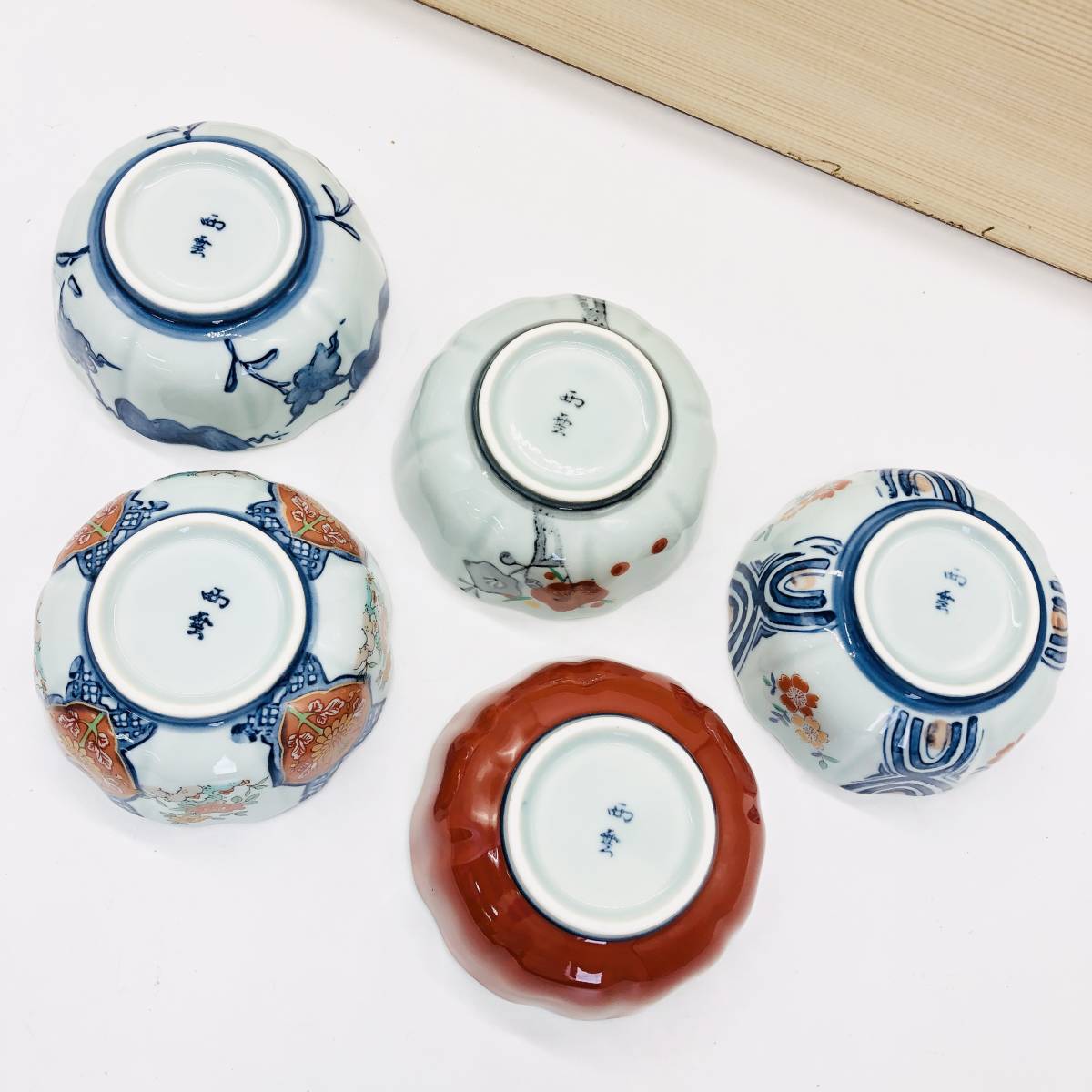 保管品 西陶謹製 有田焼 西雲 絵変り 小鉢揃 小鉢 鉢 絵 5点 5皿 保管品 西陶謹製 有田焼 西雲 絵変り 小鉢揃 小鉢 鉢 絵 5点 5皿