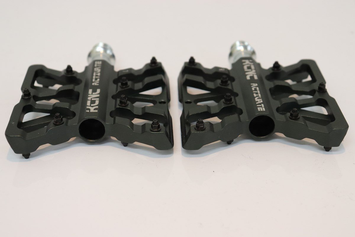 Yahoo!オークション - KCNC ACTIVATE CNC フラットペダル 極上品