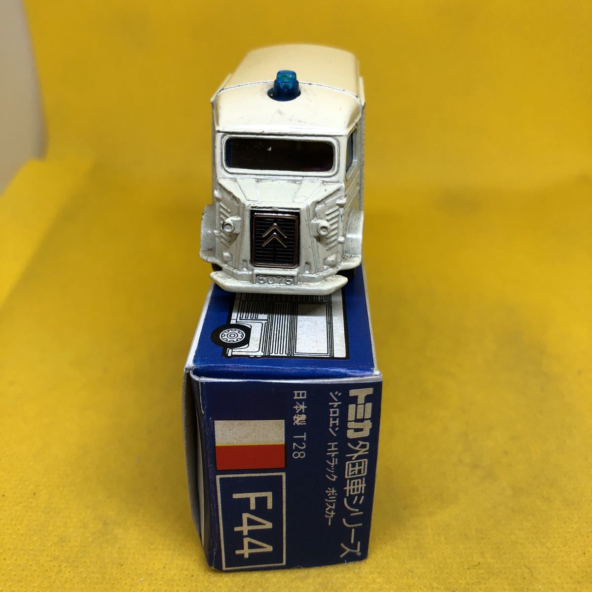 Yahoo!オークション - トミカ 日本製 青箱 F44 シトロエン Hトラック ...