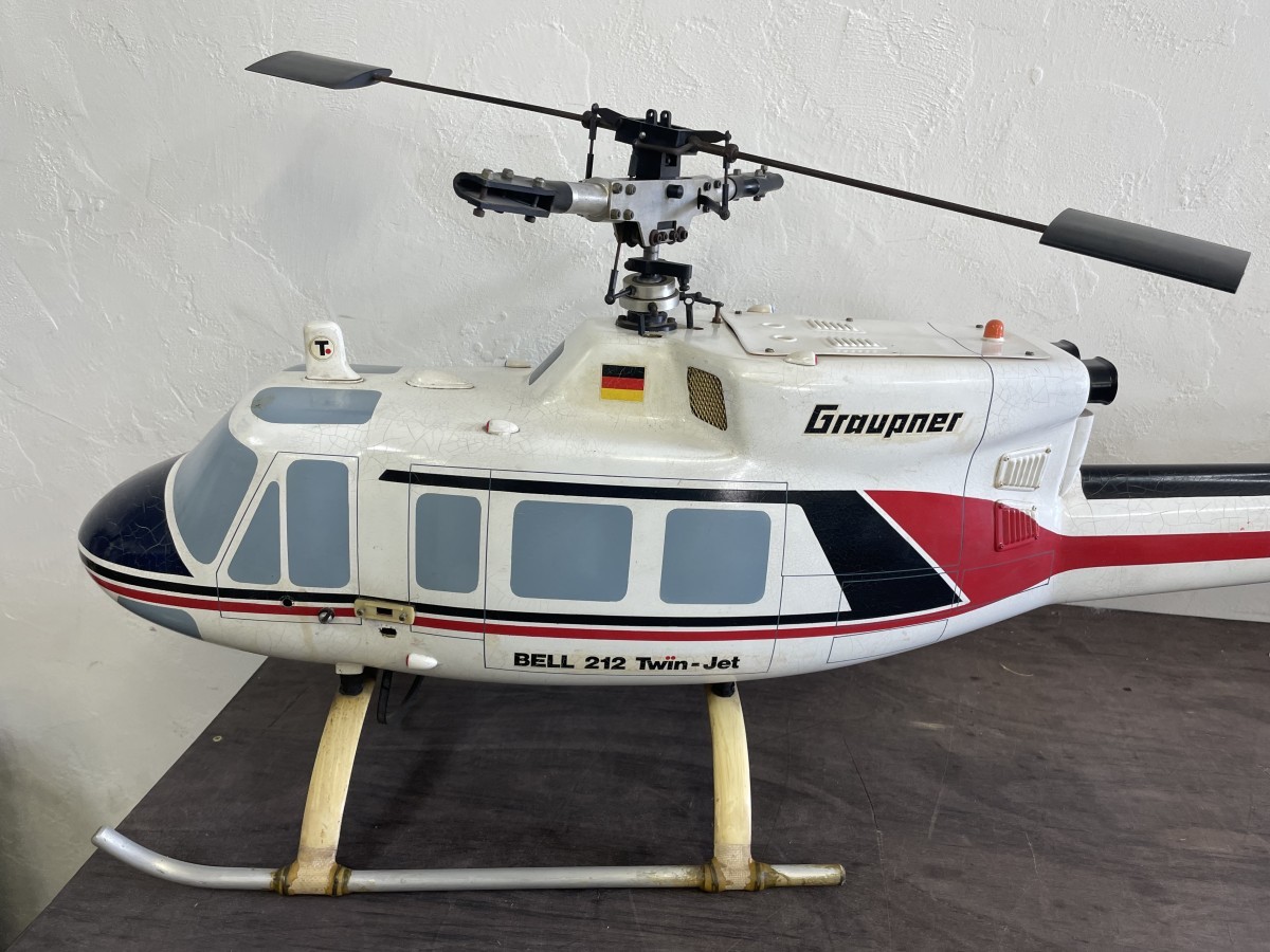 Yahoo!オークション - 希少 完成品 graupner BELL 212 TWIN-JET エンジ...