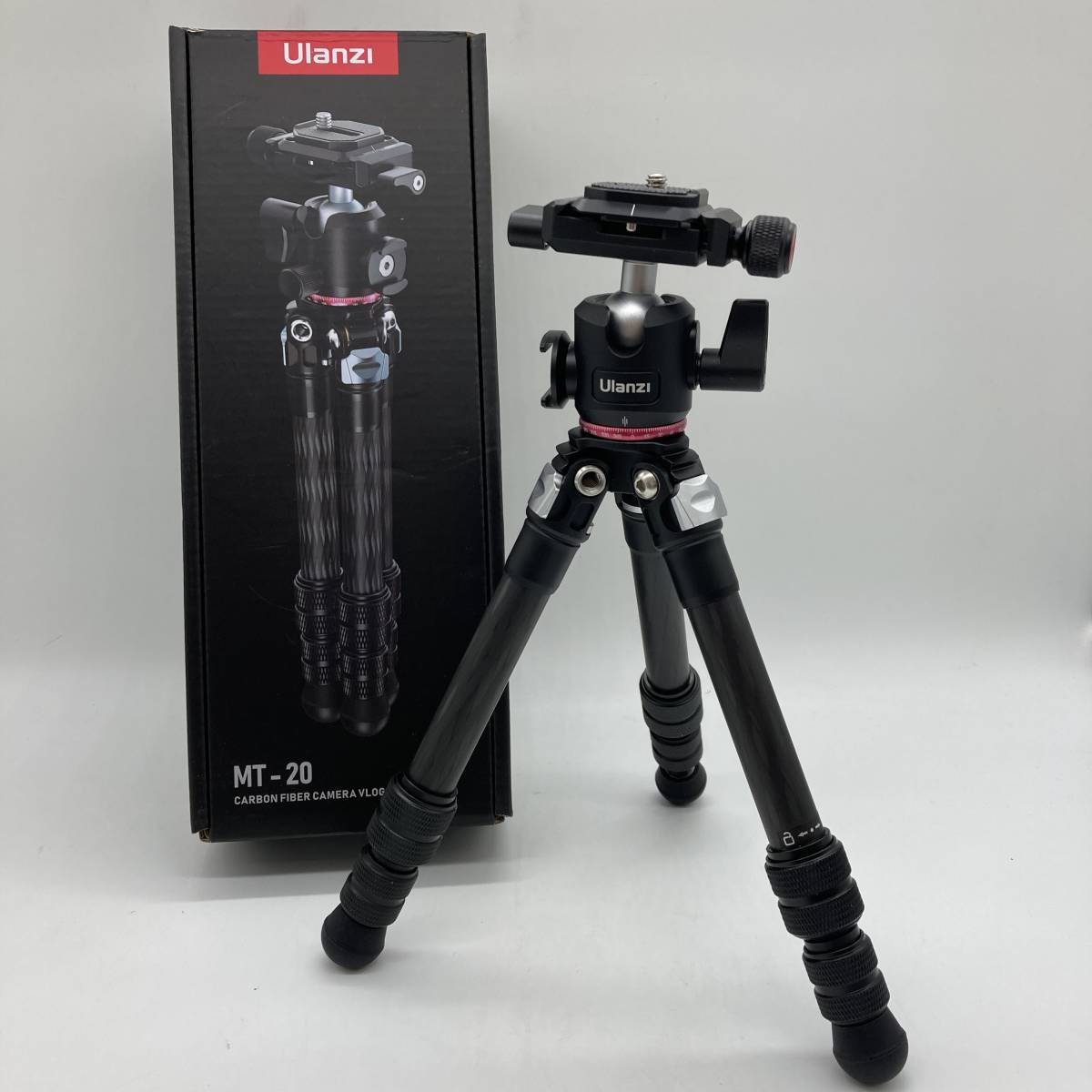 Ulanzi MT-20 カーボン カメラ三脚 軽量 ポータブル /Y11538-P2(三脚)｜売買されたオークション情報、yahooの商品情報をアーカイブ公開 - オークファン（aucfan ...