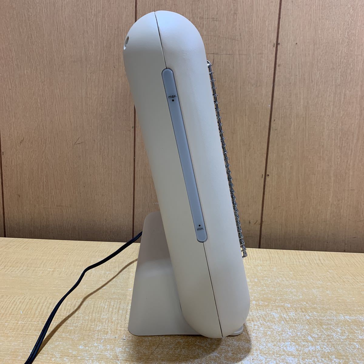 Yahoo!オークション - ±0 プラマイゼロ 遠赤外線電気ストーブ スチー...