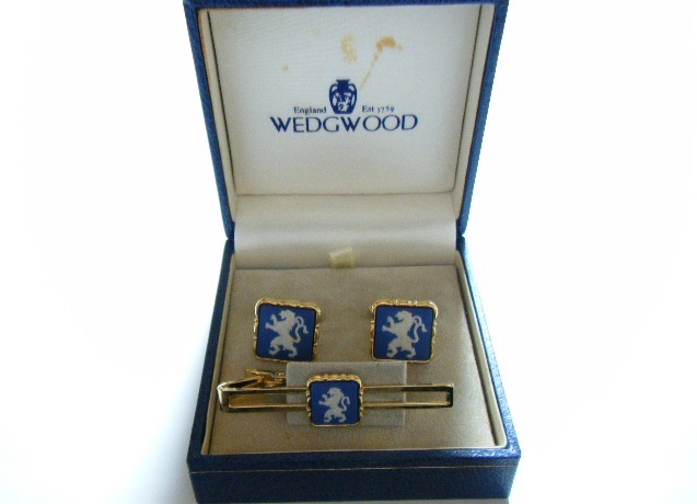 WEDGWOOD ウェッジウッド カフス タイピン セット ふB23(カフス)｜売買されたオークション情報、yahooの商品情報をアーカイブ公開 - オークファン（aucfan.com）
