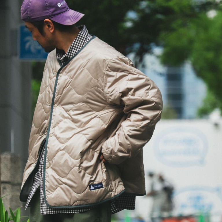 nanamica × Palace Skateboards】Reversible Down Cardigan nanamica × Palace Skateboards】Reversible Down Cardigan