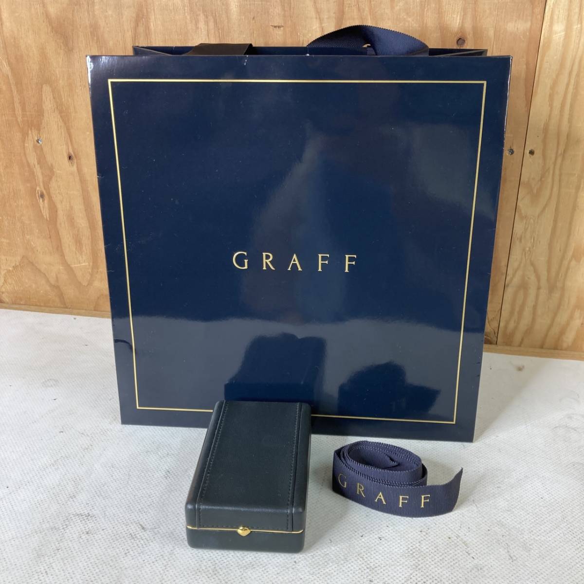 Yahoo!オークション - [10-22]GRAFF グラフ 空箱のみ ショッパー リボ...