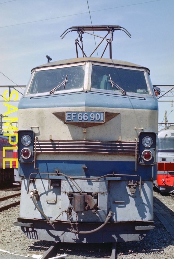 Yahoo!オークション - 90～00年代鉄道8jpgCD[EF66-901・DF200-901など...