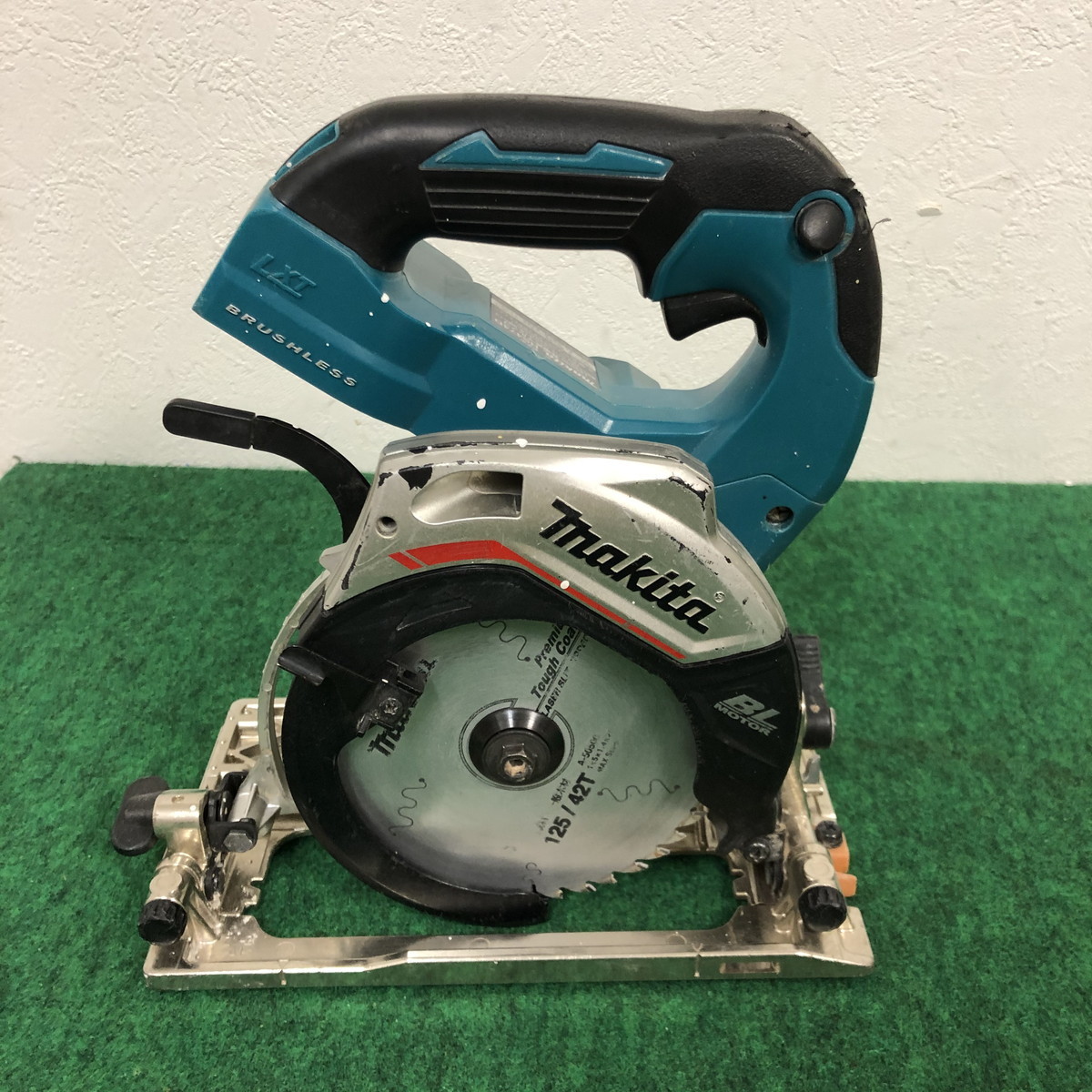 makita マキタ 125㎜ 充電式マルノコ HS474D 本体のみ N1017_3_45h(丸のこ)｜売買されたオークション情報、yahooの商品情報をアーカイブ公開 - オークファン ...