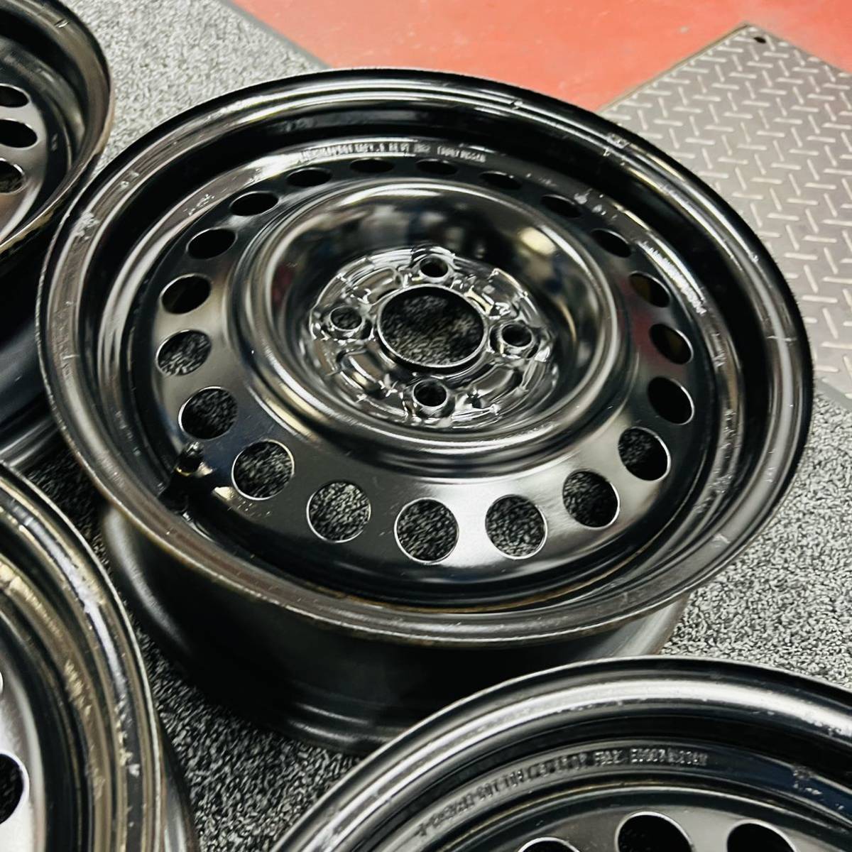 良品 日産 ティーダ C11 キューブ Z12 純正 15インチ 鉄ホイール 4本 55j 100 4穴 40 ハブ径60mm 軽自動車流用 てっちん 鉄ちん純正品|売買された