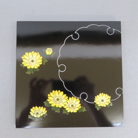 Yahoo!オークション - K151 安達瞳子 葉づくし 福寿草 4段重 未使用 A