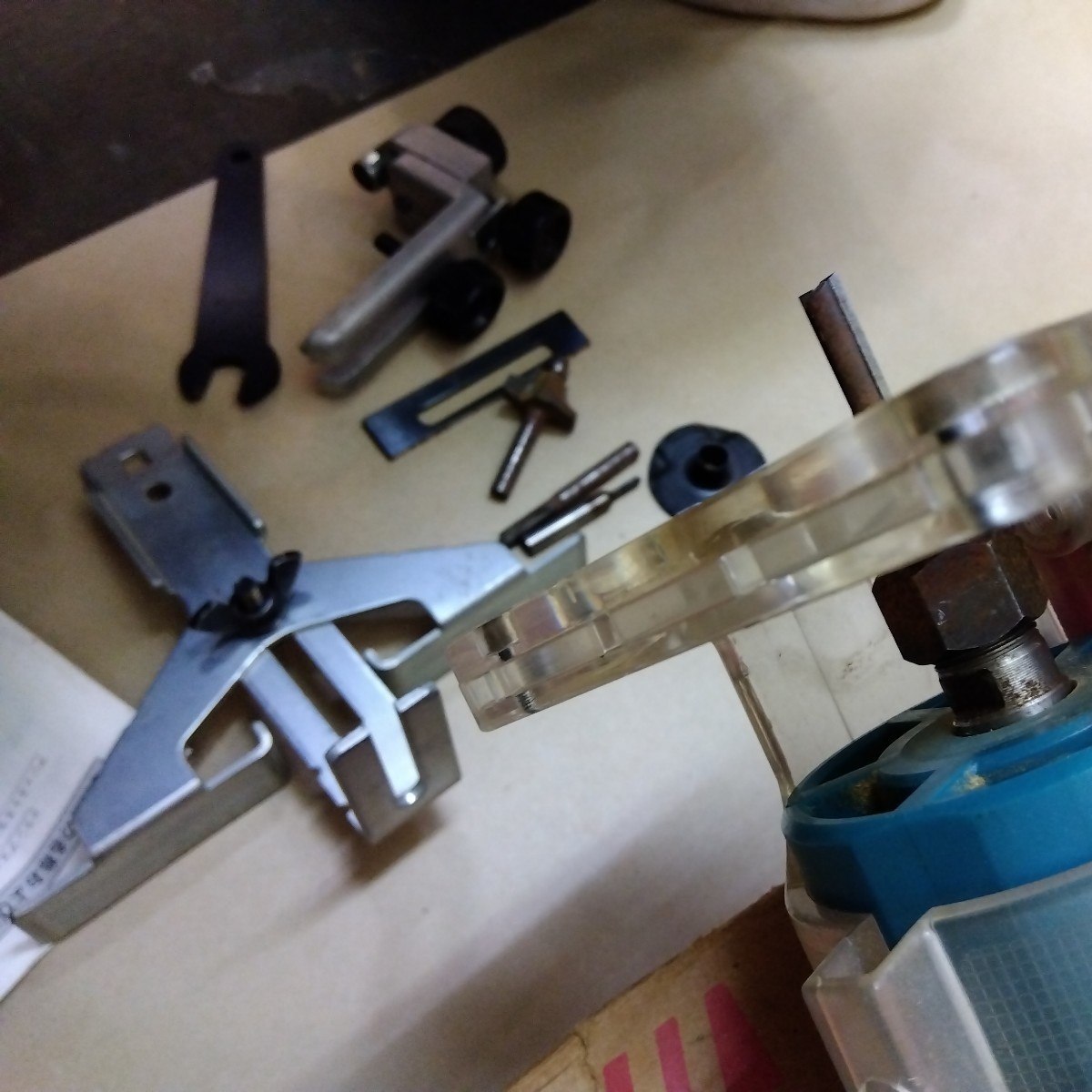 Yahoo!オークション - マキタ トリマ3703 ＆フリーアームスタンド STF...