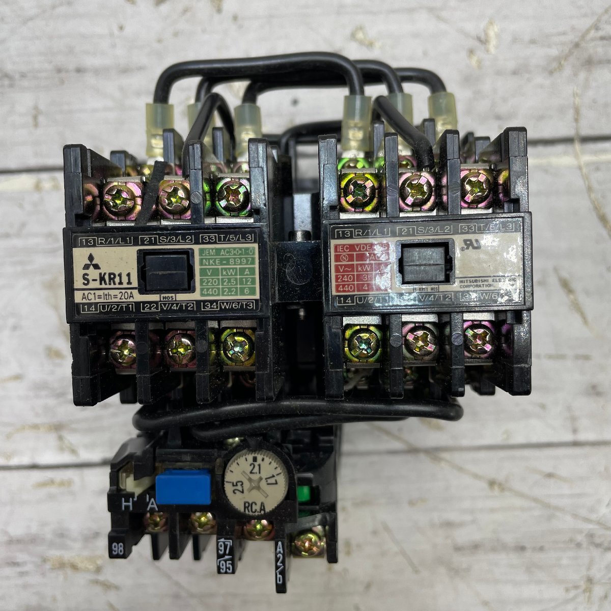 Yahoo!オークション - ∞M∞ 三菱 可逆式電磁開閉器 S-KR11 中古品 動作...