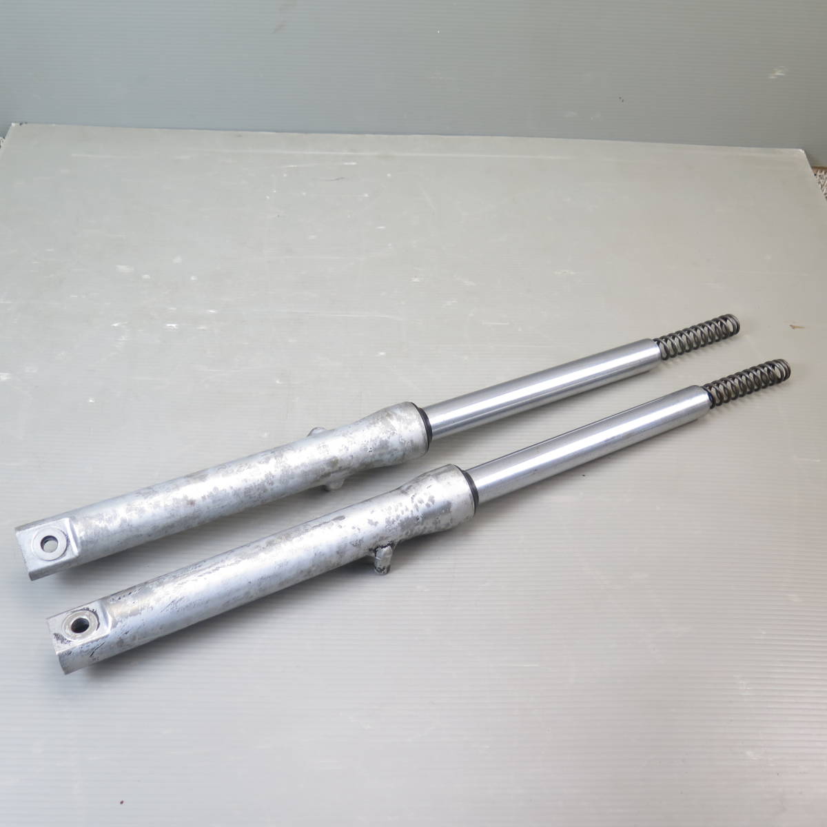 Yahoo!オークション - JAZZ ジャズ 6V [AC09] 純正フロントフォーク サ...