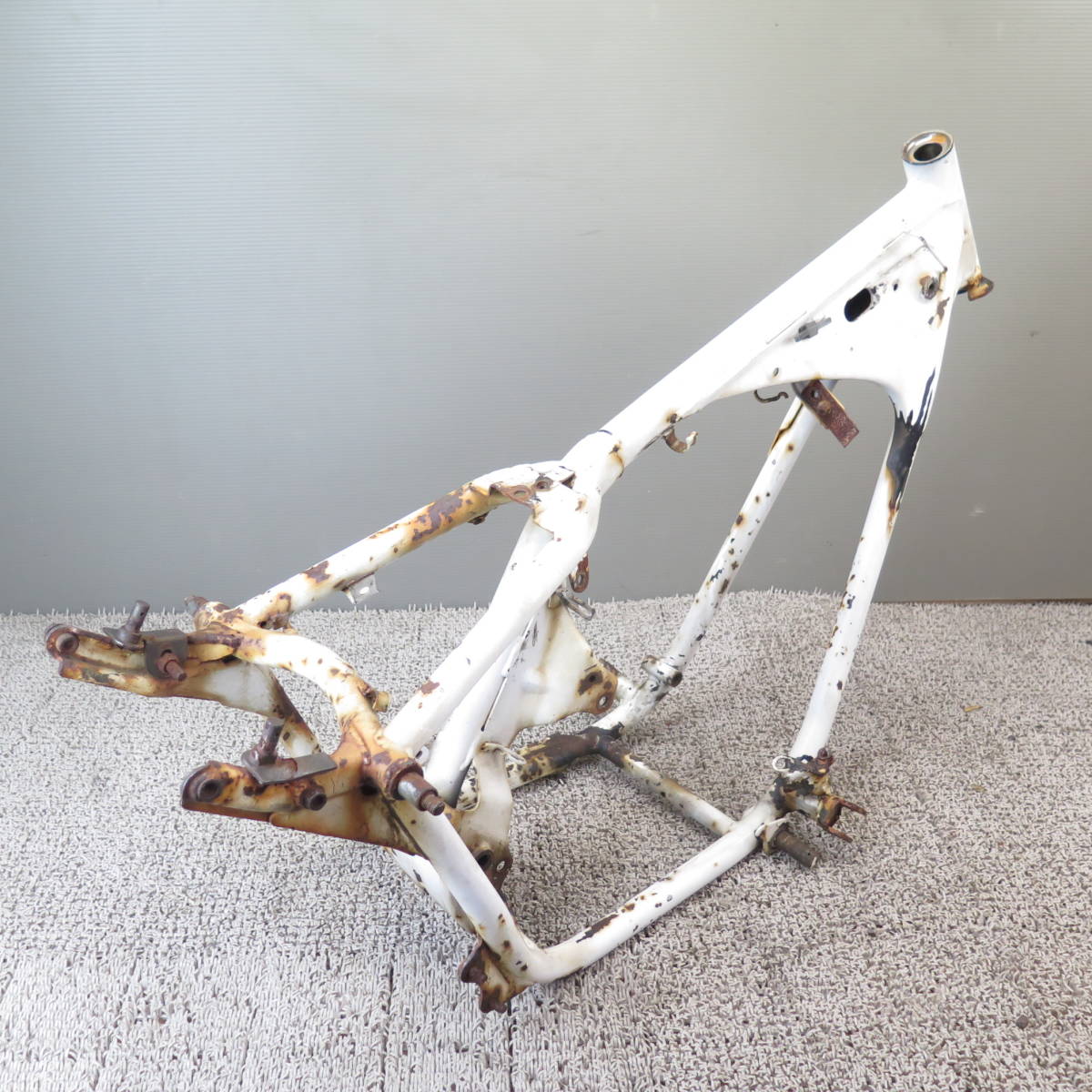 Yahoo!オークション - JAZZ ジャズ 6V [AC09] 純正 メインフレーム 販...