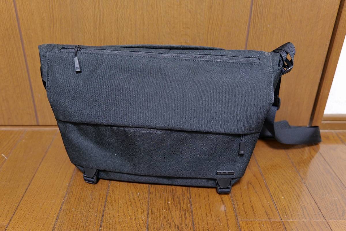 Yahoo!オークション - ハクバ カメラバッグ SP-CT04-MBLBK