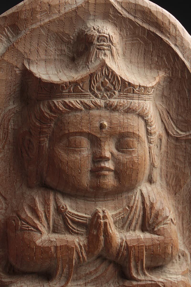 EO205 牧田善晴 作 木彫 観音菩薩坐像 縦21.3cm 重510g レリーフ 合掌観音像 木雕觀音菩薩 仏教美術(仏像)｜売買されたオークション情報、yahooの商品情報をアーカイブ公開 ...