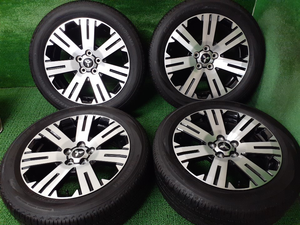Yahoo!オークション - 良品 ミツビシデリカD 5後期純正 18x7J PCD114.3...