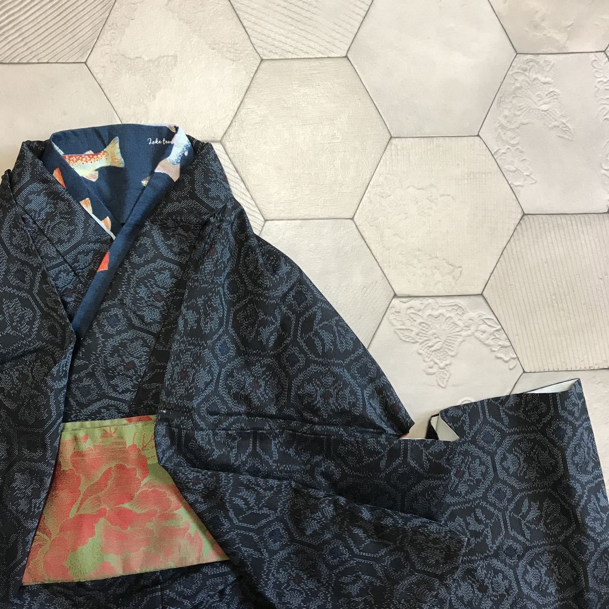 Yahoo!オークション - アンティーク 着物 大島紬 昭和レトロ 大正ロマ...