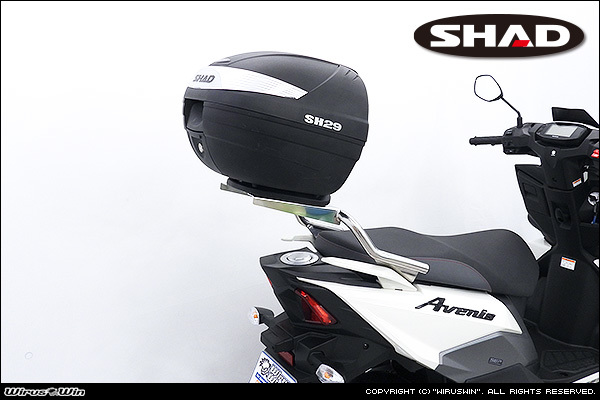 Yahoo!オークション - アヴェニス125用リアボックス（SHAD）付きタンデ...