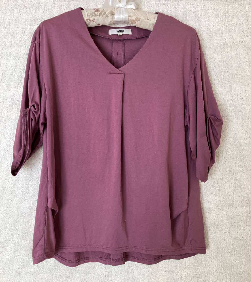 Yahoo!オークション - OZOC オゾック Vネックカットソー 38 M七分袖