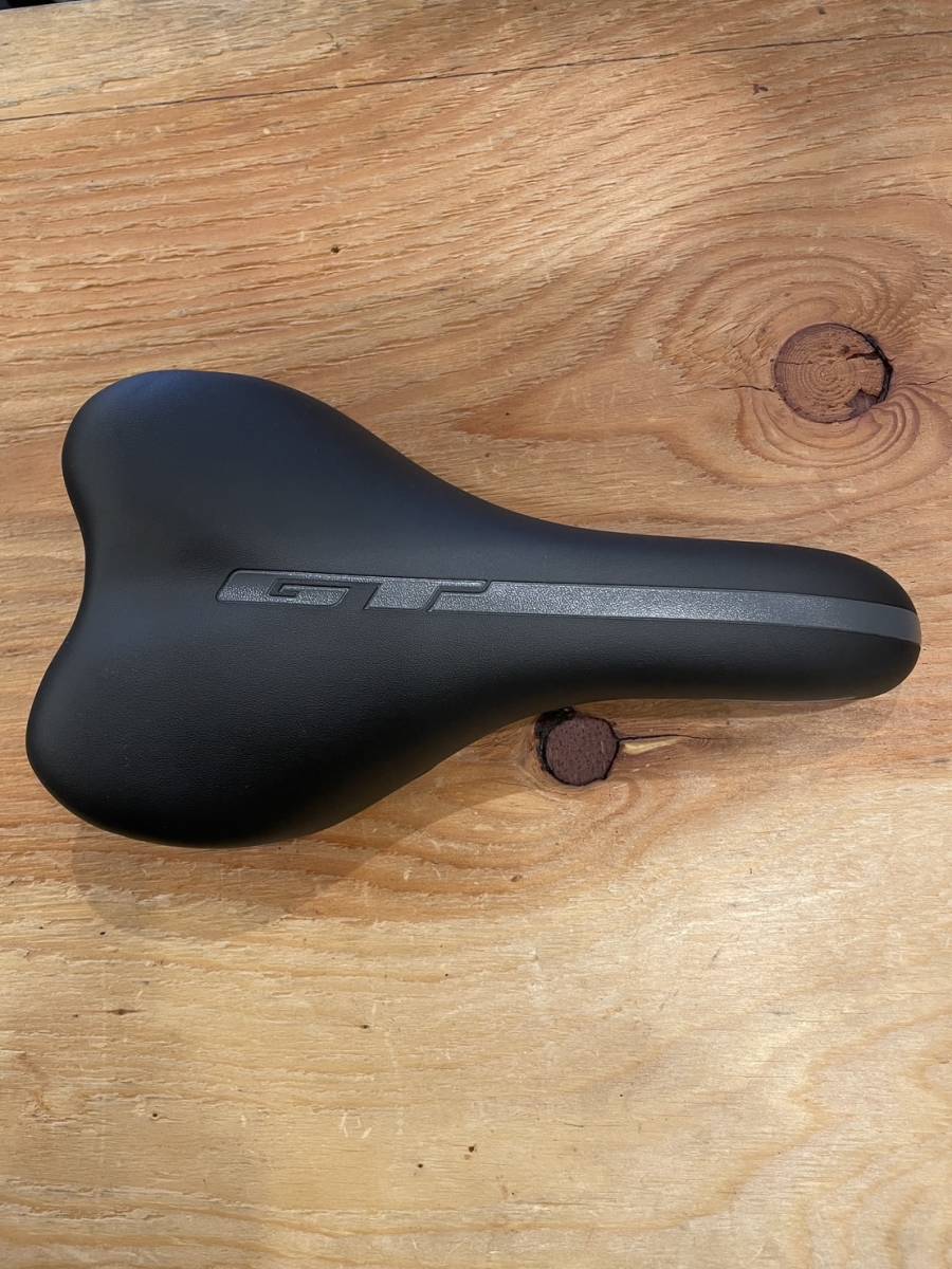 GT サドル(サドル)｜売買されたオークション情報、yahooの商品情報をアーカイブ公開 - オークファン（aucfan.com）
