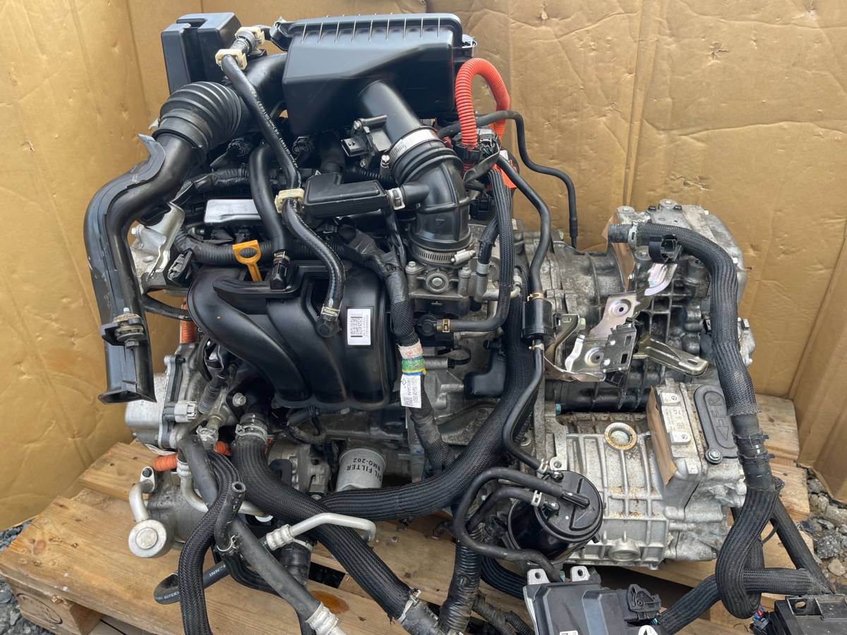 Yahoo!オークション - H29 E12 ノート ニスモ nismo HR12 e-power エ...