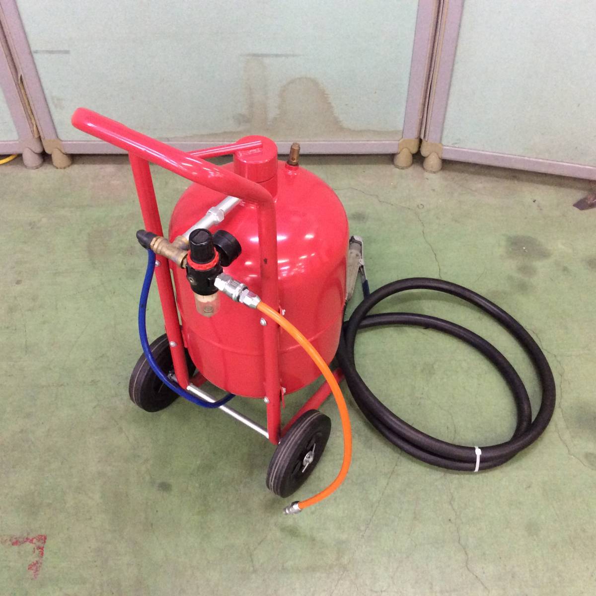 Yahoo!オークション - 【RH-6697】中古品 直圧式 サンドブラスト 5ガ...