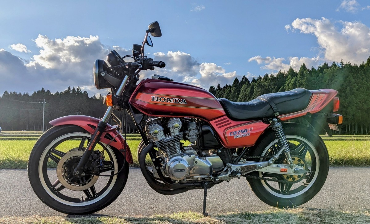 Yahoo!オークション - 動画あり CB750F 国内正規FB 実働 残り車検あり ...