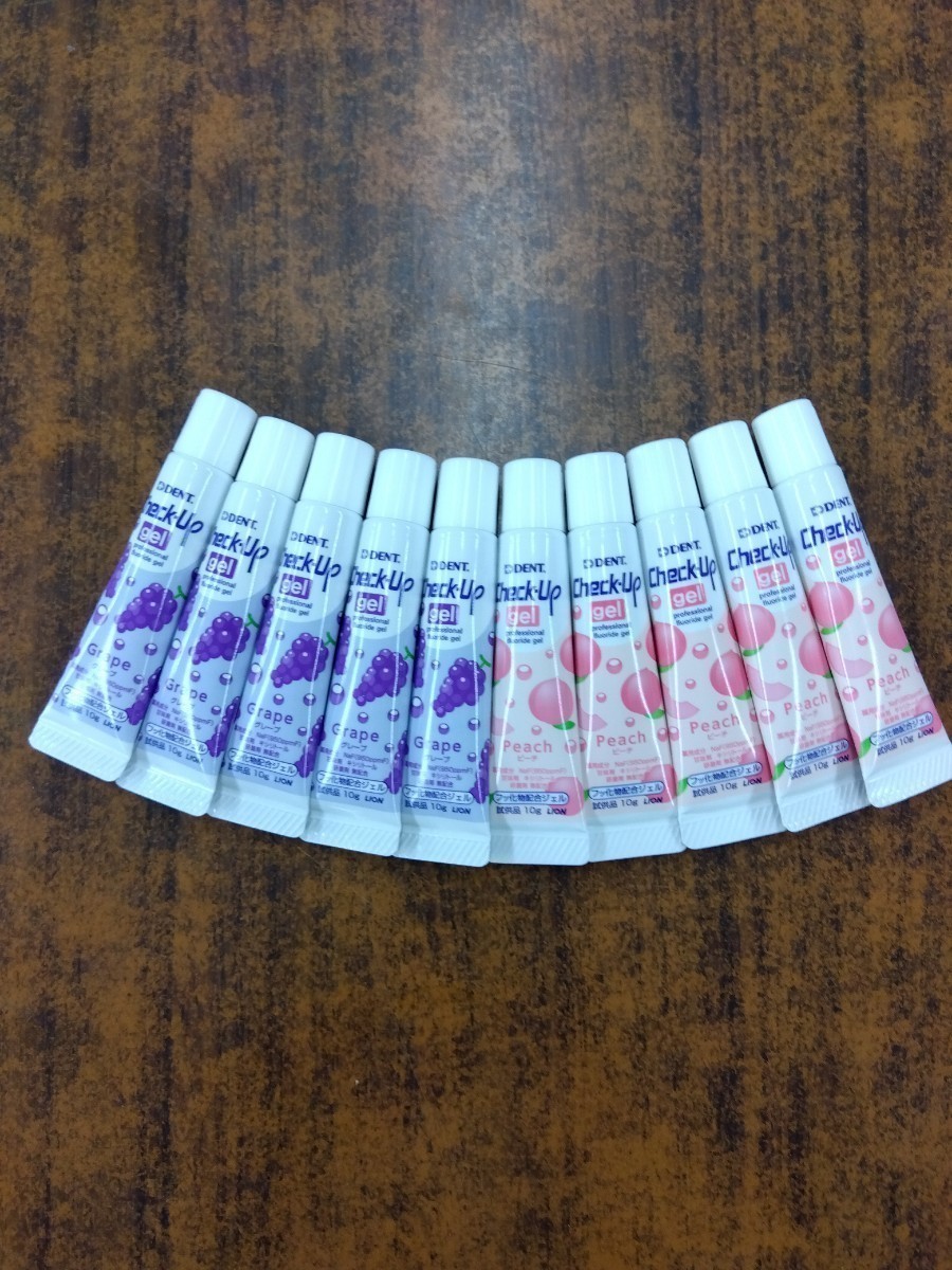 Yahoo!オークション - ライオン チェックアップジェル ピーチ 10g x 5...