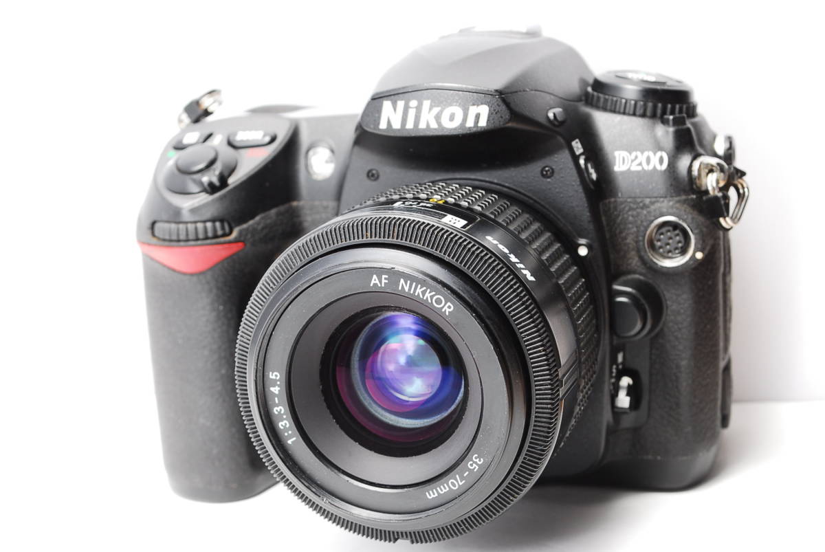 Yahoo!オークション - 〓シャッター回数わずか5587回 レンズ付き〓ニコ...
