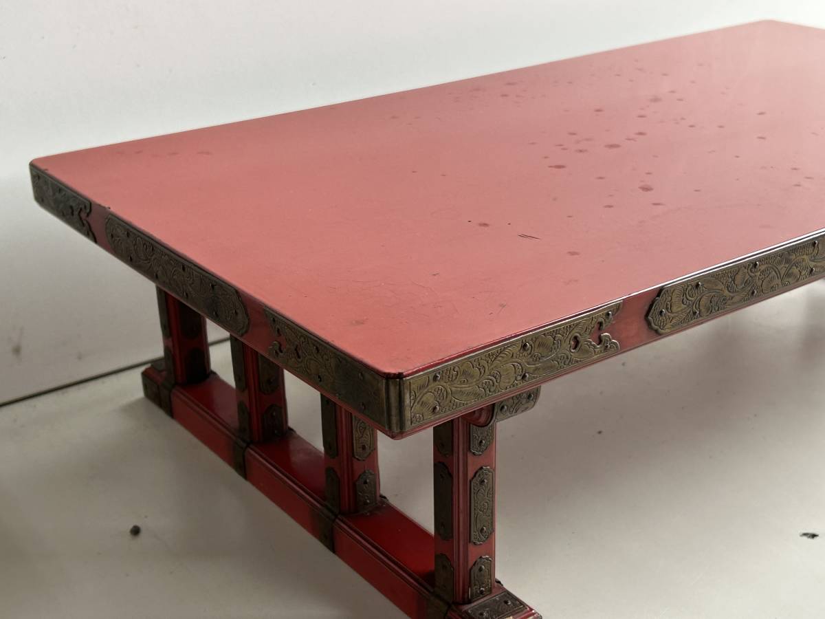 Yahoo!オークション - ⑤j215 春日 八足卓 時代物 朱塗 金具打 共箱付 ...