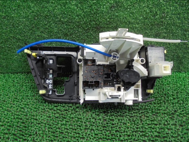 Yahoo!オークション - 8EW5693 AB3)) トヨタ ラウム NCZ20 前期型 Cパ...