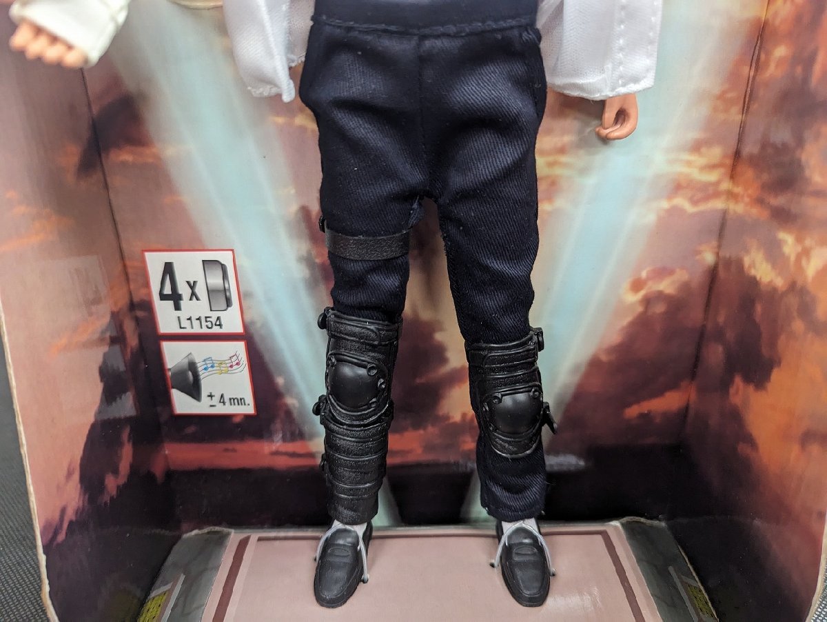 M-692/ マイケルジャクソン トーキングフィギュア BLACK OR WHITE REF800000/1円(芸能人、タレント)｜売買されたオークション情報、yahooの商品情報をアーカイブ ...