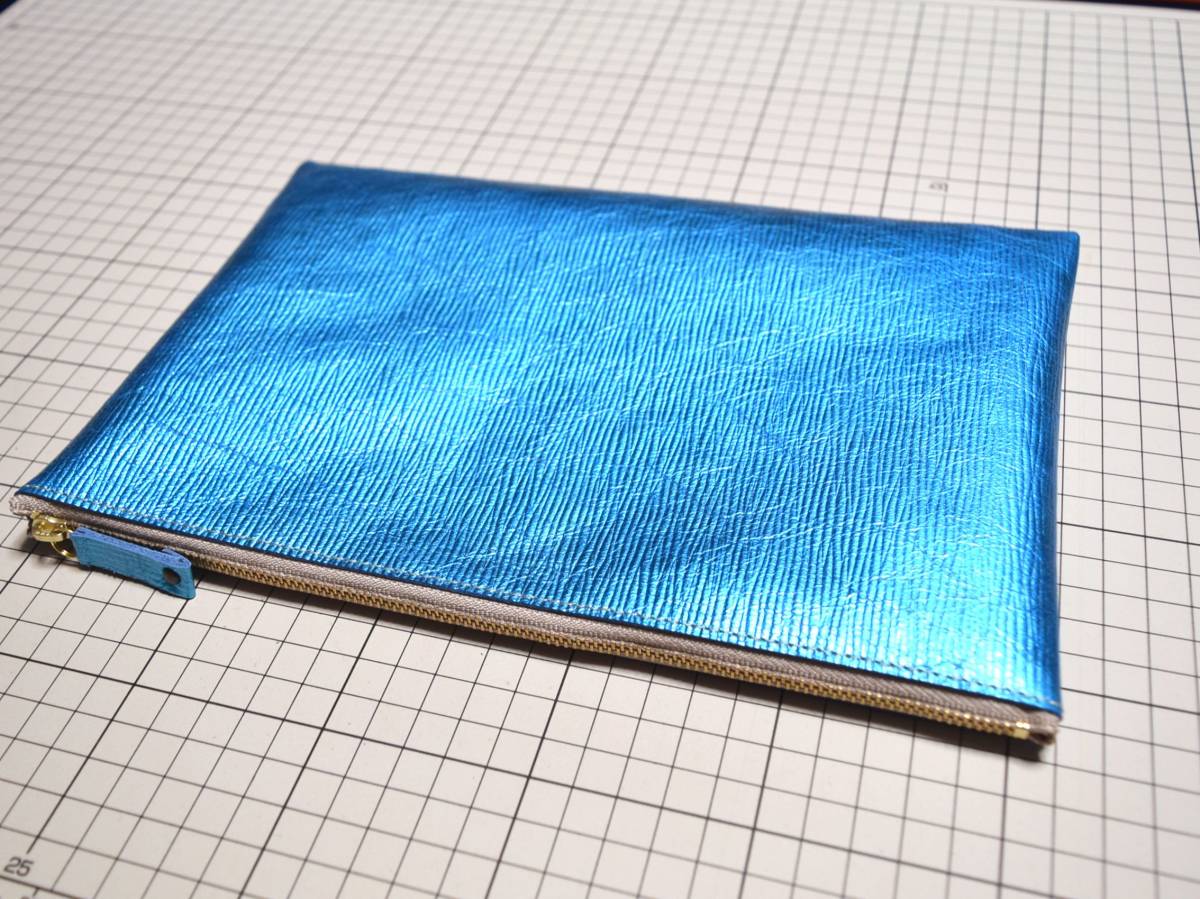 Yahoo!オークション - レザー 本革 ポーチ 牛革 260x172mm 81g b6 シュ...