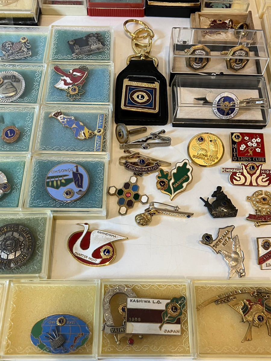 A/ 222 勲章まとめ ライオンズクラブ バッジ 勲章 大量 まとめ売り(勲章)｜売買されたオークション情報、yahooの商品情報をアーカイブ公開 - オークファン（aucfan.com）