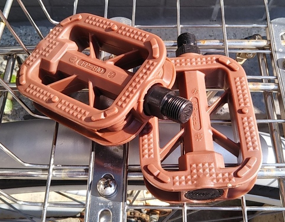 Yahoo!オークション - 自転車用品 ペダル [FP-810] 【茶（ブラウン）...
