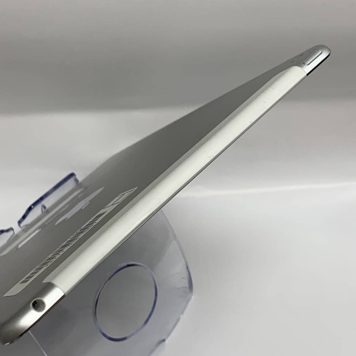 Yahoo!オークション - Appe iPad Air 2 64GB ジャンク品 シルバー A156...