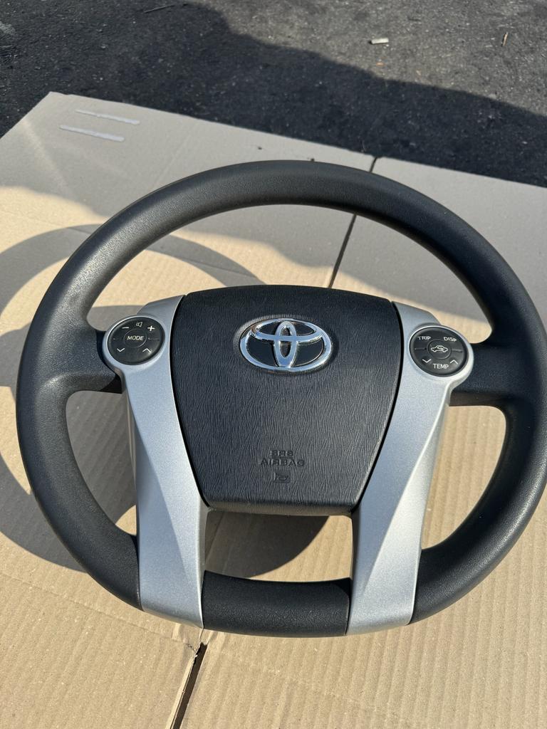 Yahoo!オークション - プリウス ZVW30 ステアリング P-48