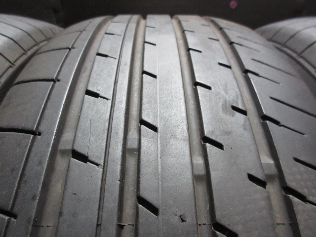 Yahoo!オークション - 中古タイヤ 235/60R18 ヨコハマ BluEarthーXT AE...