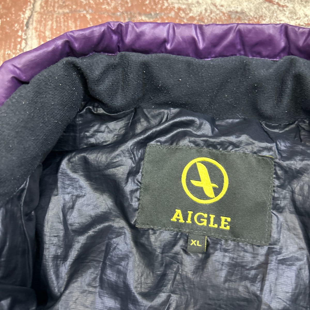 aigle エーグル ダウンジャケット 紫 XL 使用感 ダメージ有り 八h1(男性用)｜売買されたオークション情報、yahooの商品情報をアーカイブ公開 - オークファン（aucfan.com）