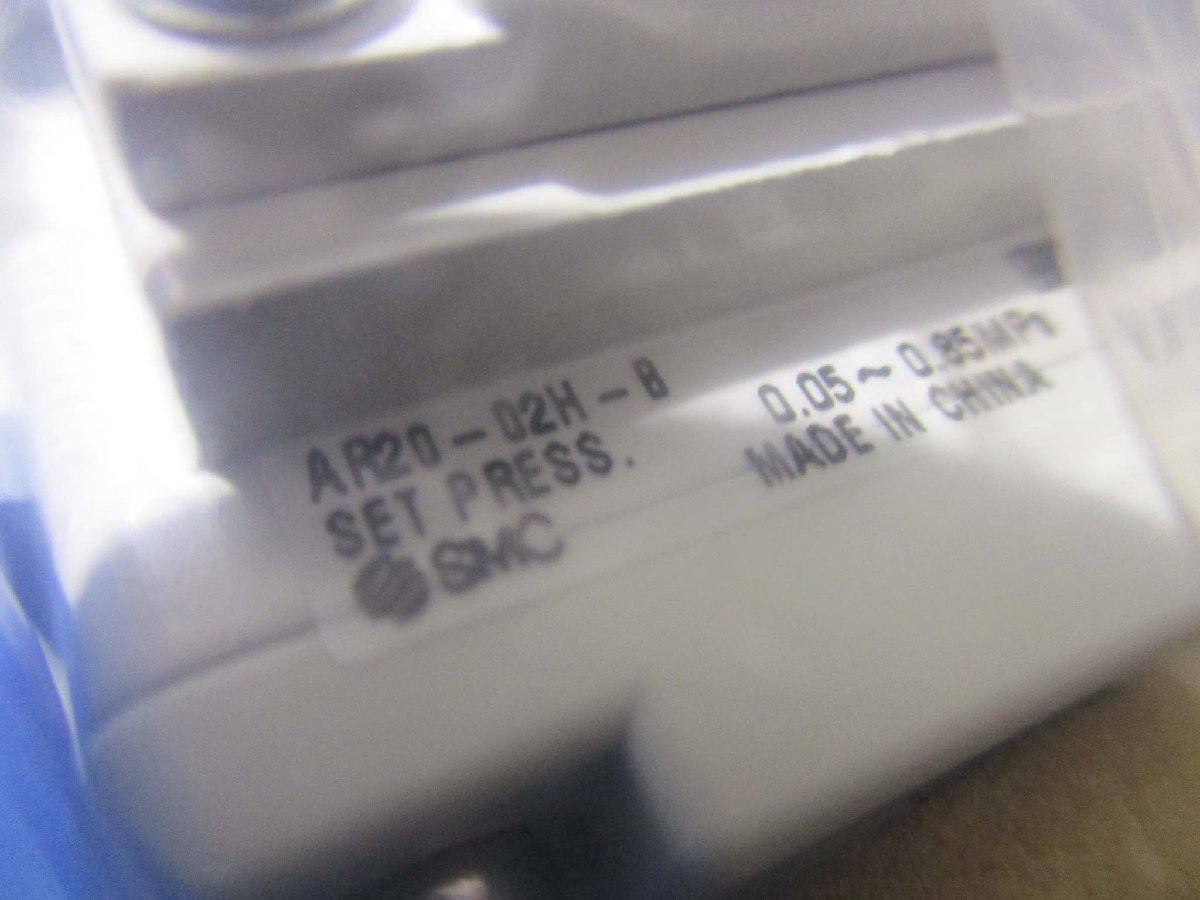 Yahoo!オークション - 新古 SMC AR20-02H-B レギュレ－ター 3個(FBGR50...