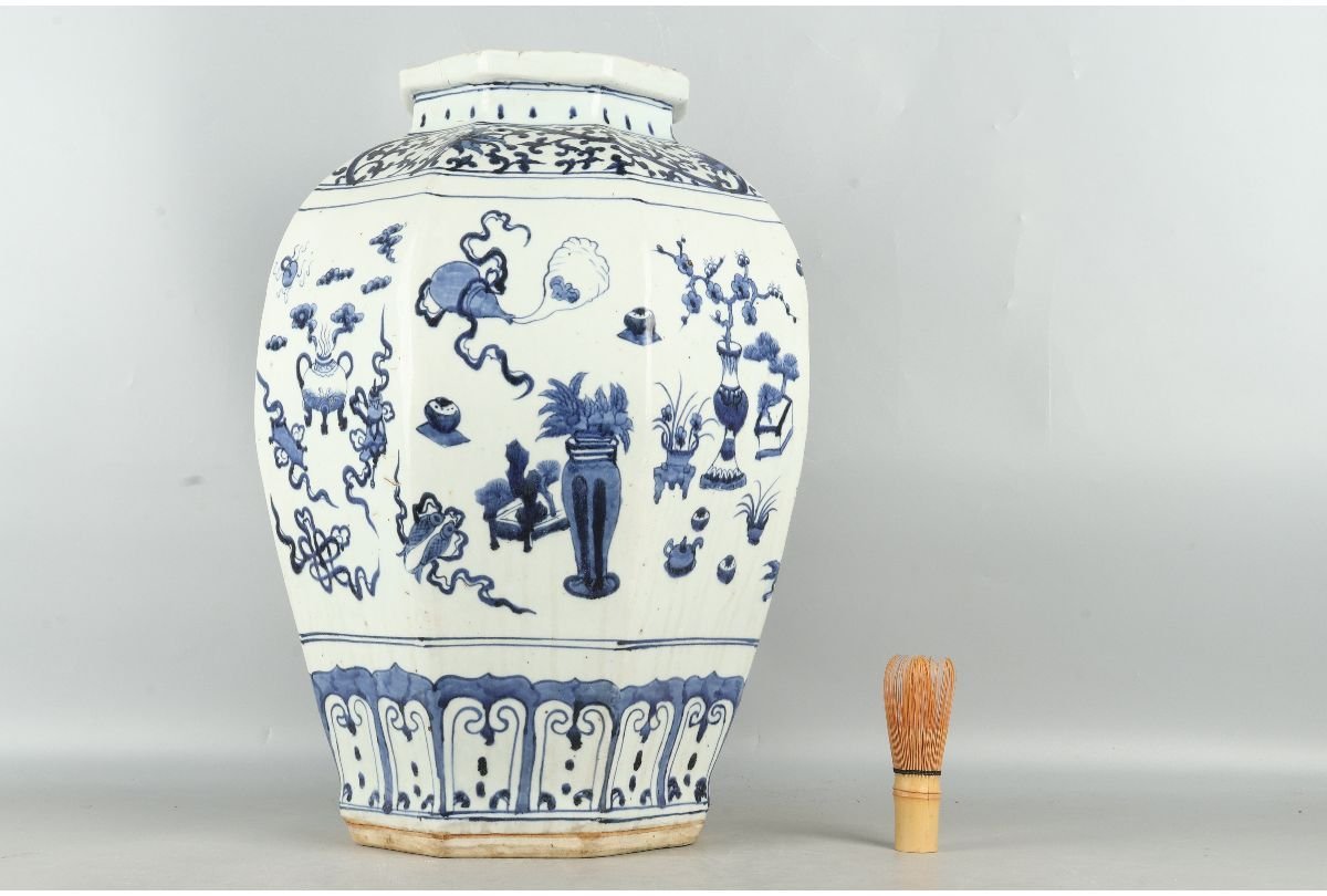 Yahoo!オークション - [URA]染付花唐草文花瓶/H47.5㎝/12-11-142 (検索...