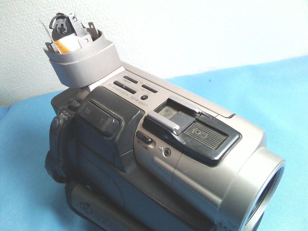 Yahoo!オークション - セラ KYOCERA デジタルビデオカメラ DV-L100 バ...