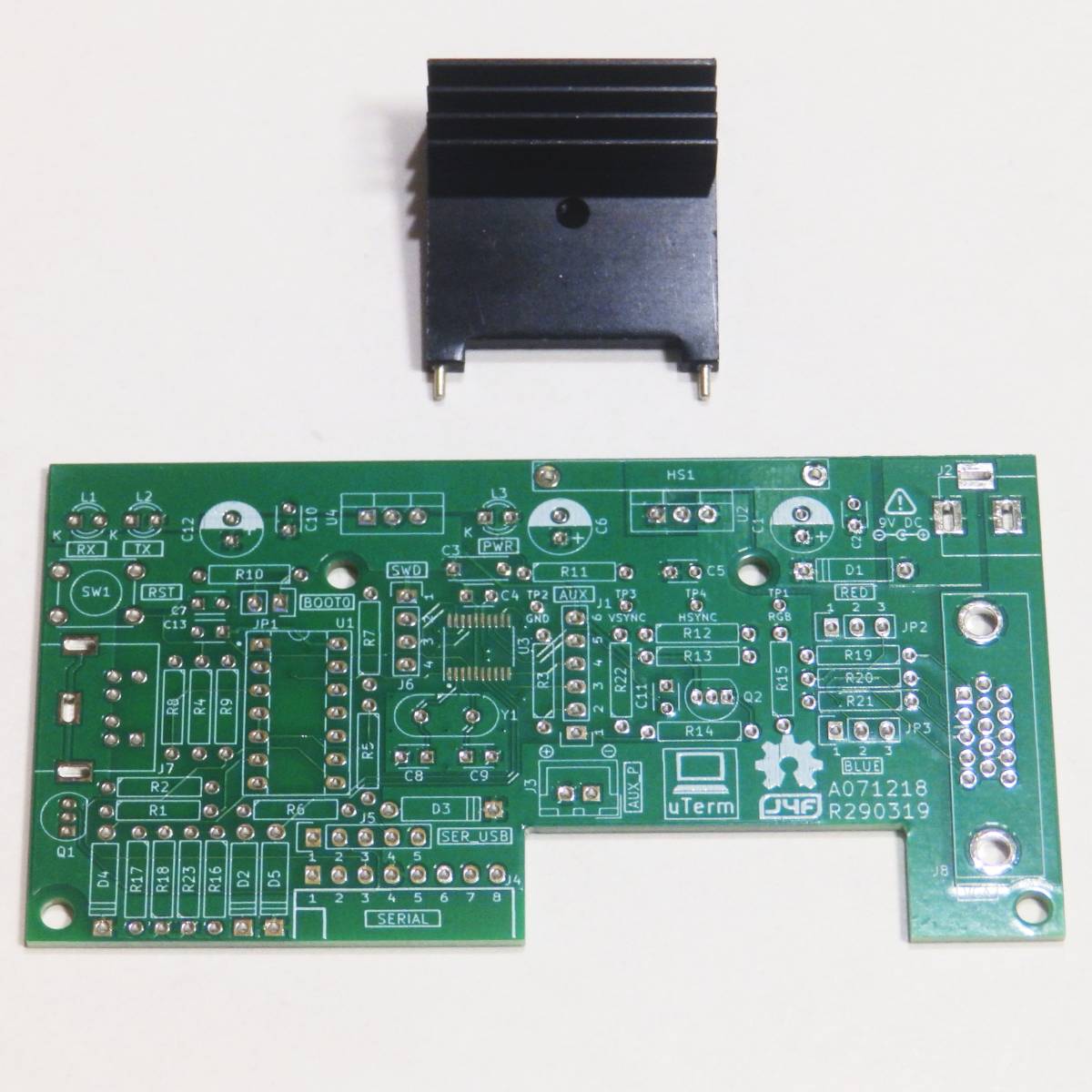 uTerm 基板 TO-220 ヒートシンク CSM222-30AE セット 緑色 VT100 ターミナル マイコン VGA PS/2 Z80 ...