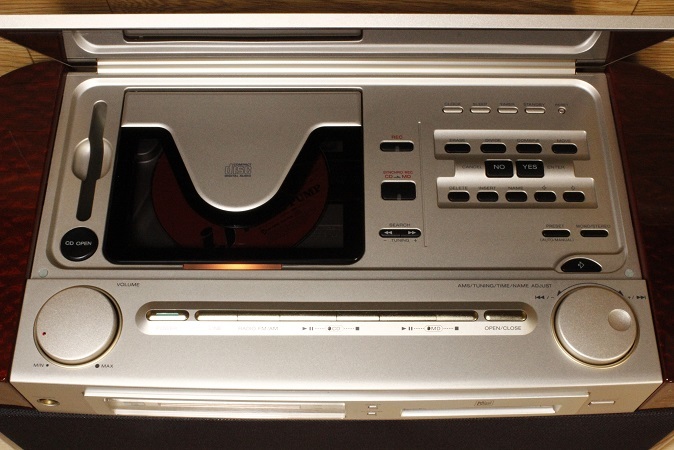 美 純正リモコン SONY セレブリティⅡMD-7000 CD/MD/FM/AM(ソニー)｜売買されたオークション情報、yahooの商品情報をアーカイブ公開 - オークファン（aucfan.com）