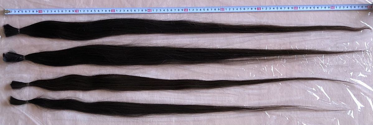 Yahoo!オークション - 髪の毛 髪束 約100cm 約135g 20代 日本人女性 バ...