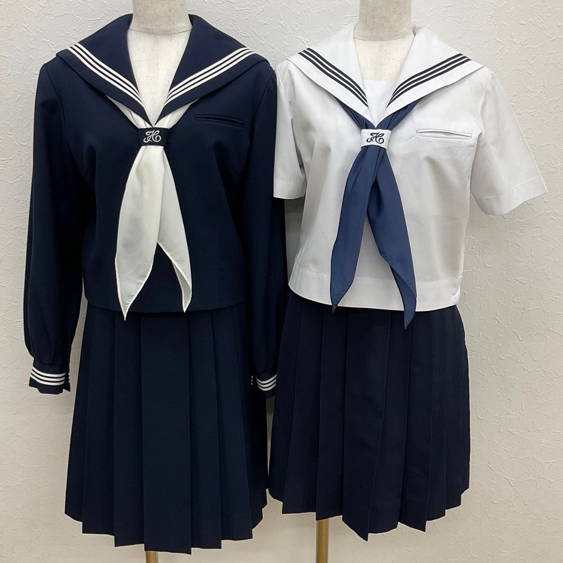 UT314 栃木県 矢板中学校 7点セット /指定品/170A/12/W72/セーラー/スカート/スカーフ/3本ライン/夏冬/合服/制服/女子学生/卒業生品(学生服)｜売買されたオークション ...