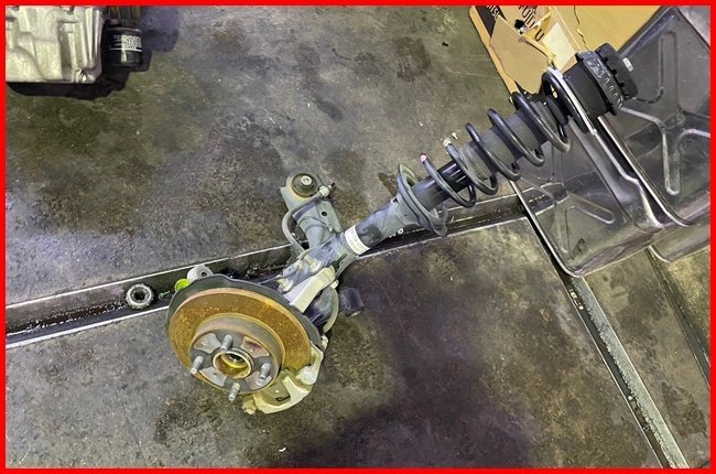 Yahoo!オークション - N BOX JF3 フロントストラット右 管理番号 4768