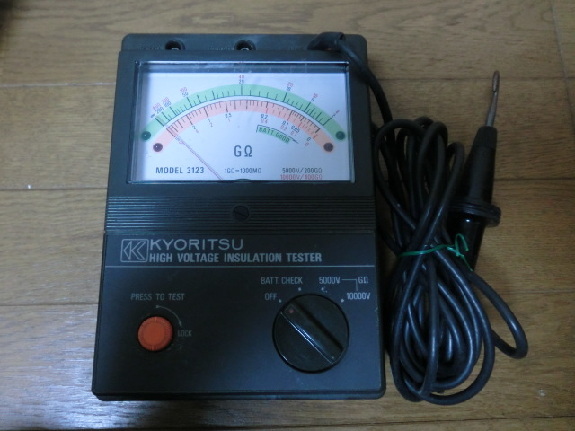 Yahoo!オークション - KYORITSU 共立 3123 電池式高電圧絶縁抵抗計