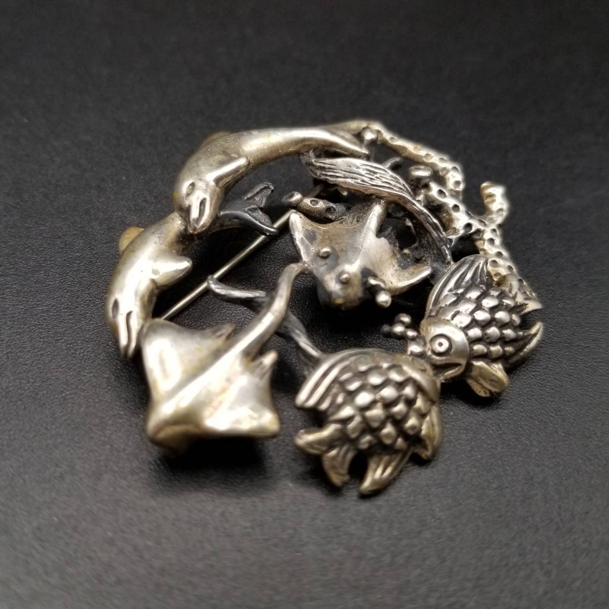 メキシコ TAXCO タスコ イルカ エイ 魚 海の生き物 モチーフ 透かし 精工 925 ヴィンテージ シルバー ブローチ ジュエリー 輸入 Y11-G(シルバー)｜売買されたオークション ...